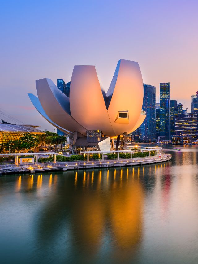 ArtScience Museum - Explore Singapore